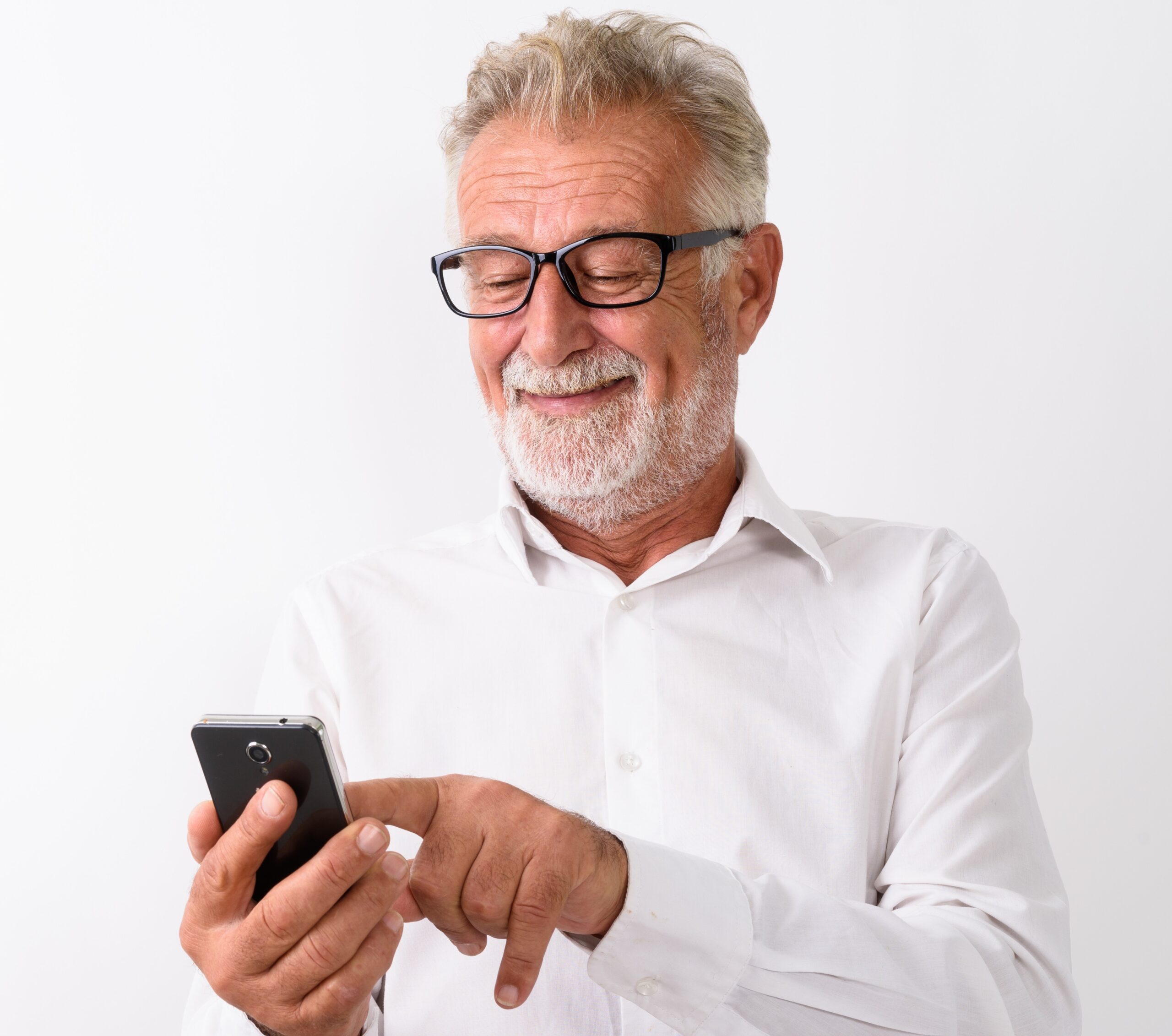 The Best Cell Phones for Seniors in 2026 - boomerznews.com